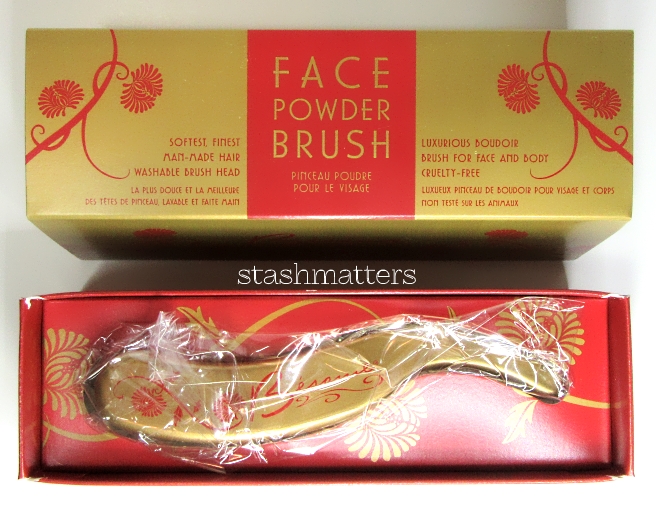 Bésame Long Hair Finishing Powder Brush | stash matters